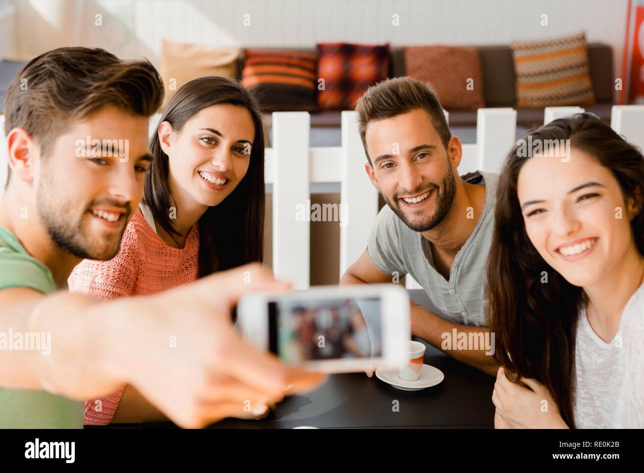 Students taking photos hi-res stock photography and images - Alamy