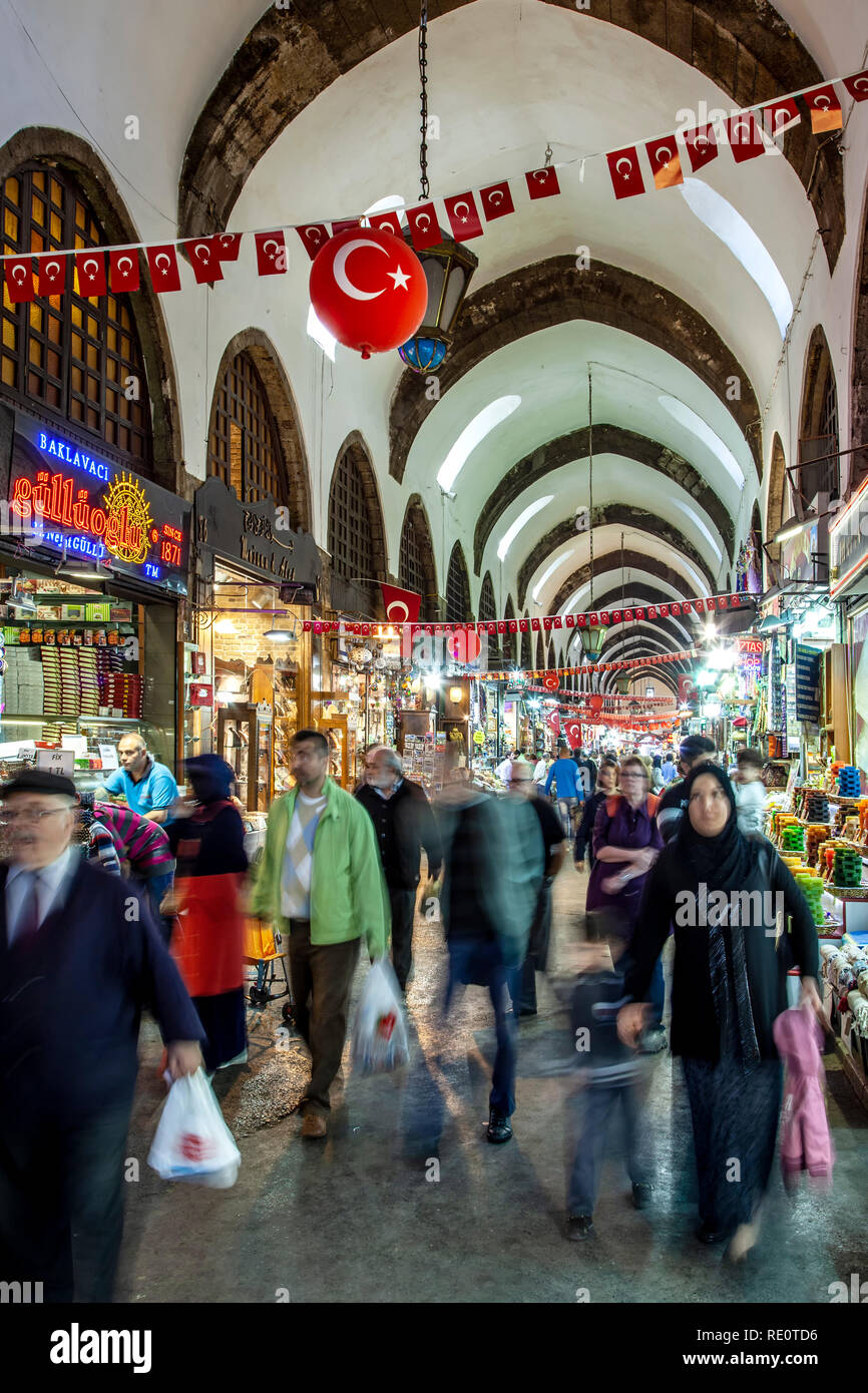 Istanbul historic markets hi-res stock photography and images - Alamy