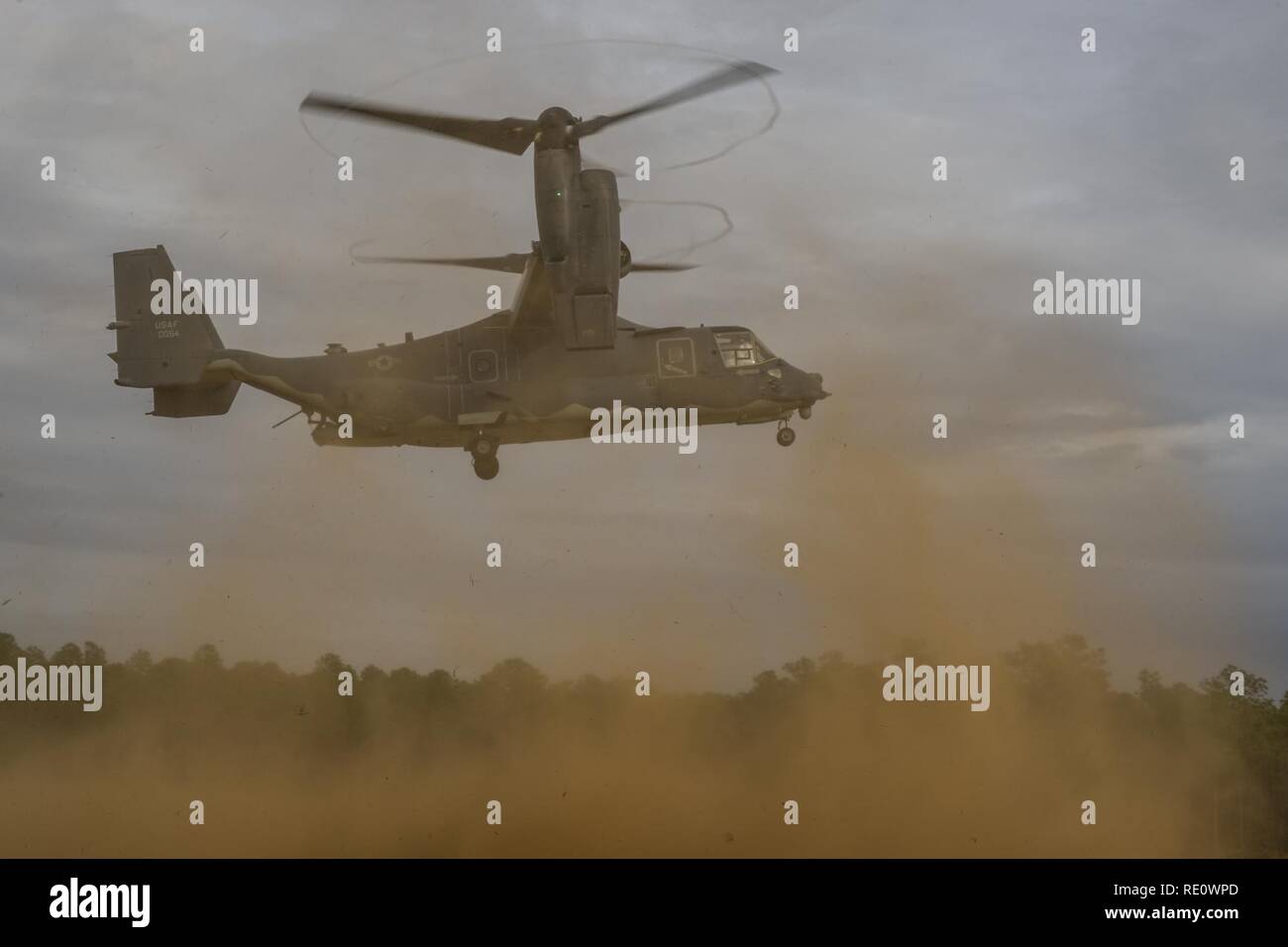 Air Commandos with the 8th Special Operations Squadron conduct a ...