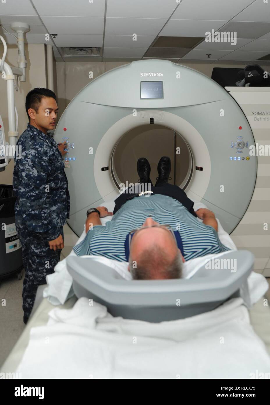 Low dose computed tomography lung hi-res stock photography and images ...