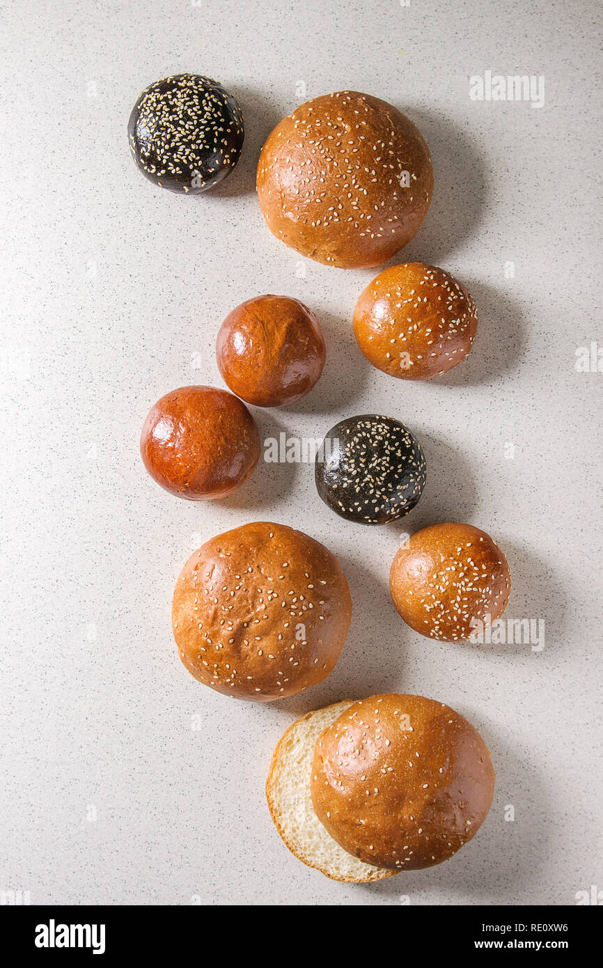 Charcoal burger bun hi-res stock photography and images - Alamy