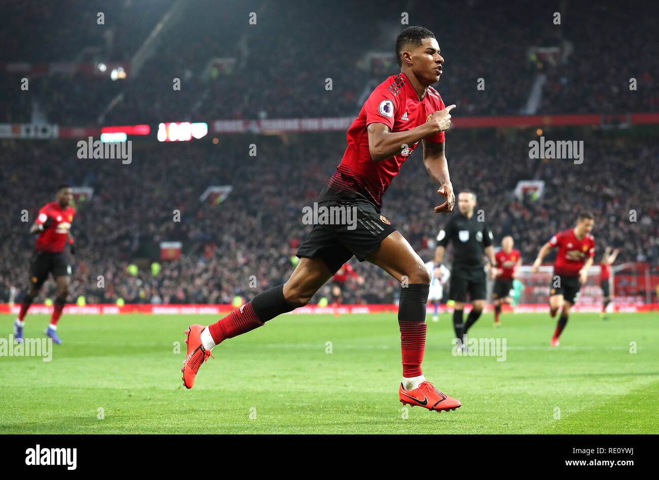 Manchester United's Marcus Rashford celebrates scoring his side's ...