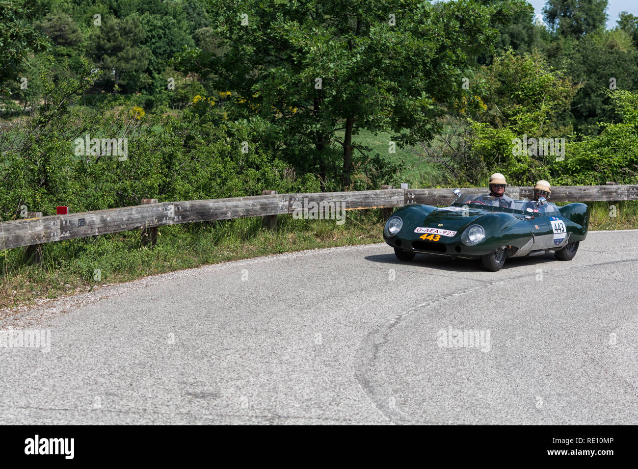 Lotus 11 classic racing car hi-res stock photography and images - Alamy