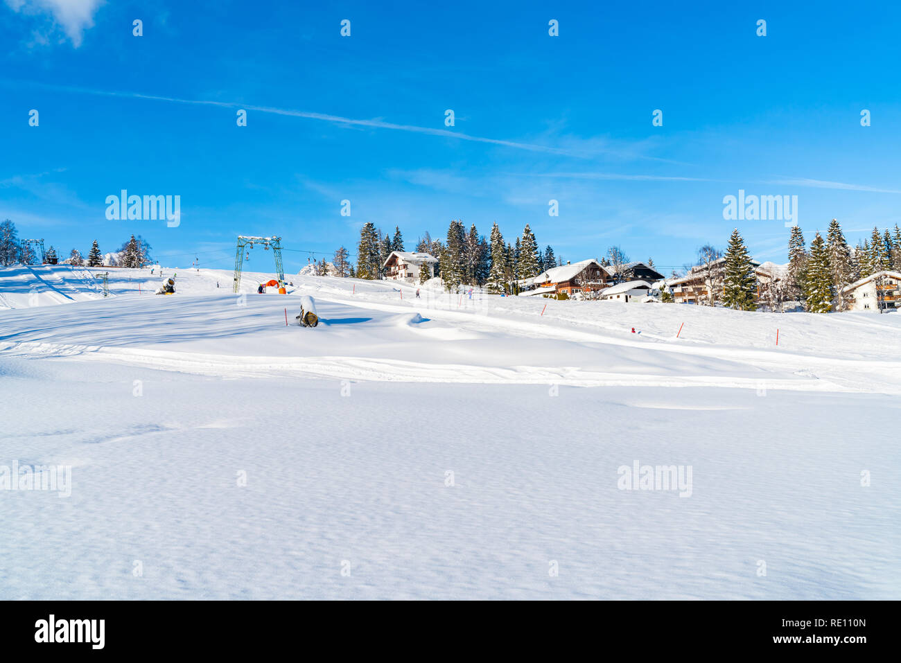 Well known ski resort hi-res stock photography and images - Alamy