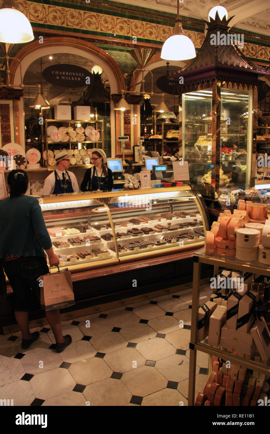 Inside harrods hi-res stock photography and images - Alamy