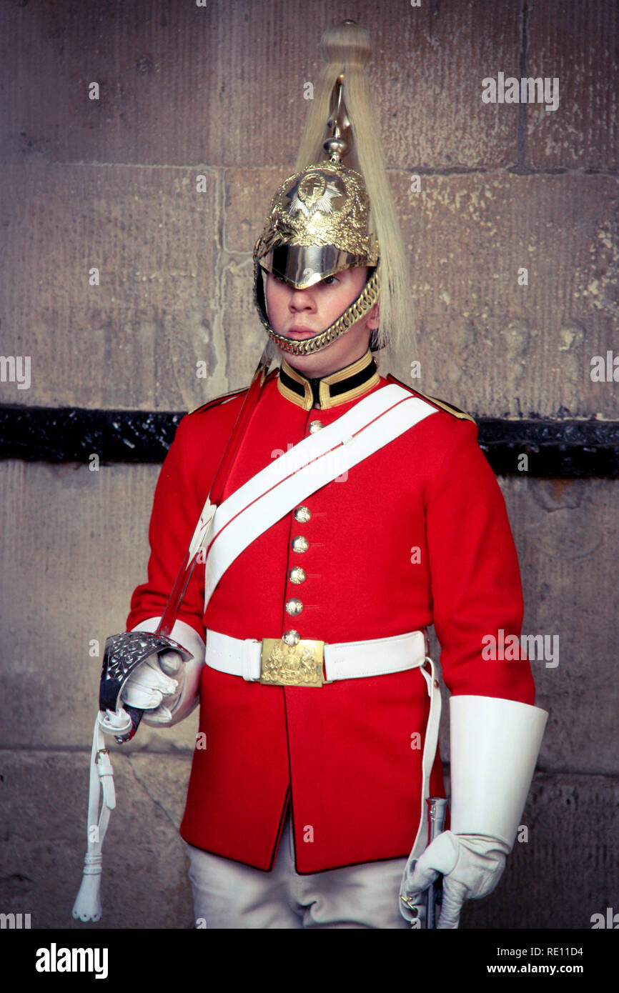 British royal guard helmet hi-res stock photography and images - Alamy
