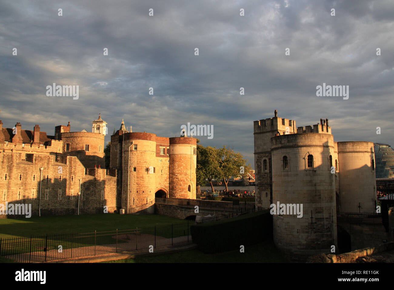 Byward Tower and Middle Tower of Her Majesty's Royal Palace and ...