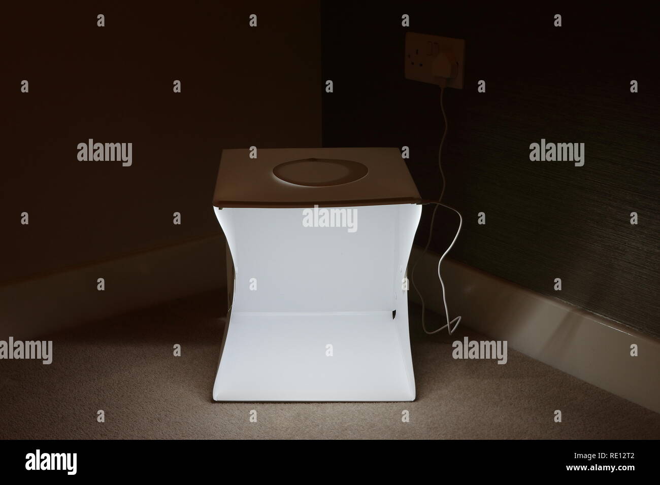 Led cube hi-res stock photography and images - Alamy