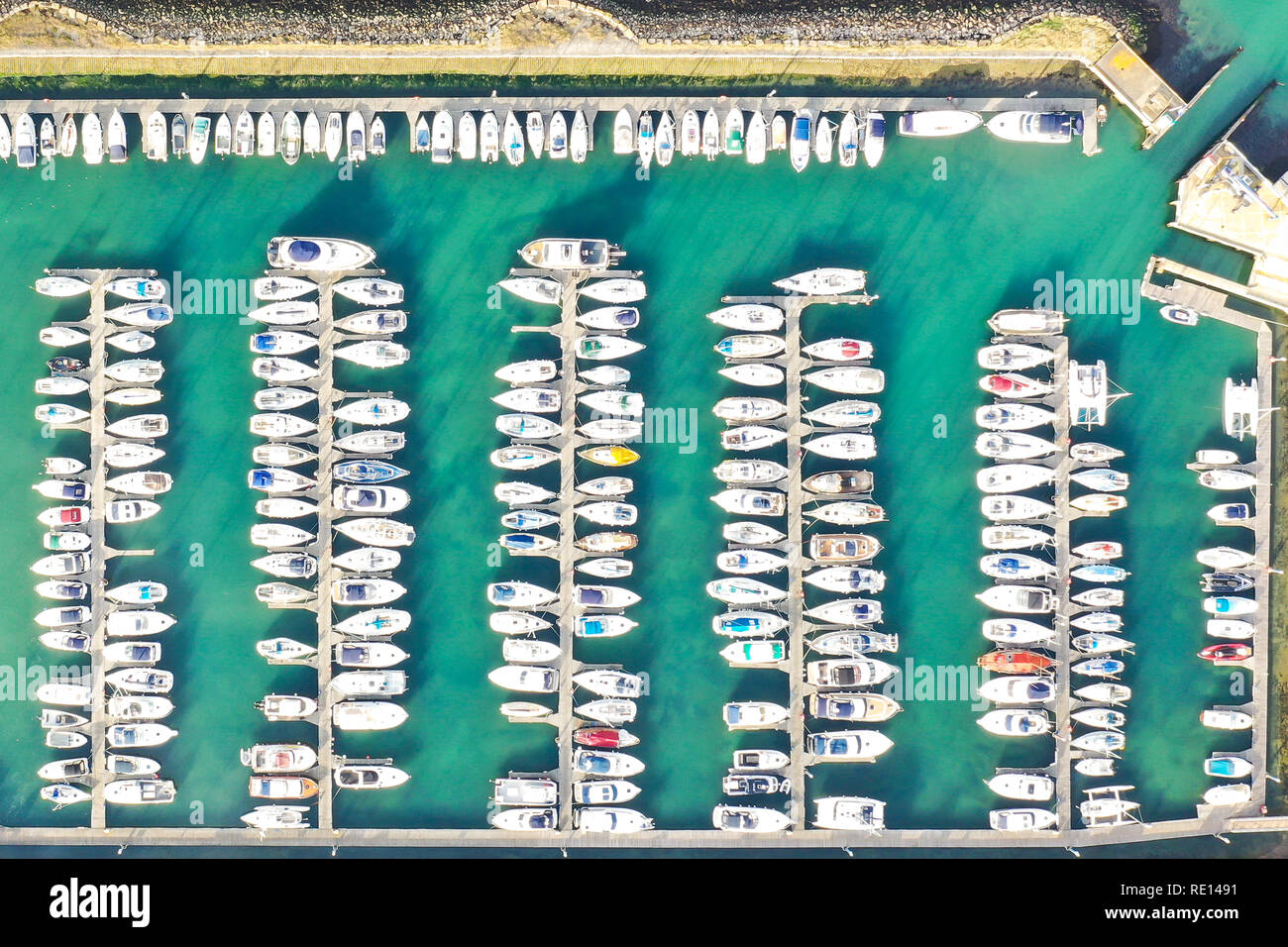 Overhead shot of a pier and harbour Stock Photo - Alamy