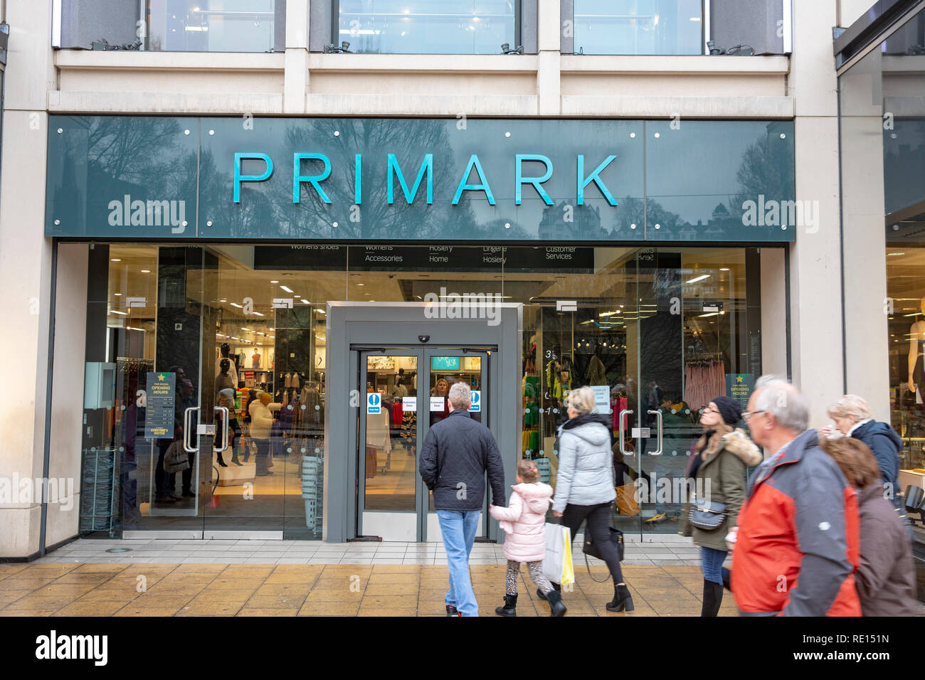 Primark signage hi-res stock photography and images - Alamy