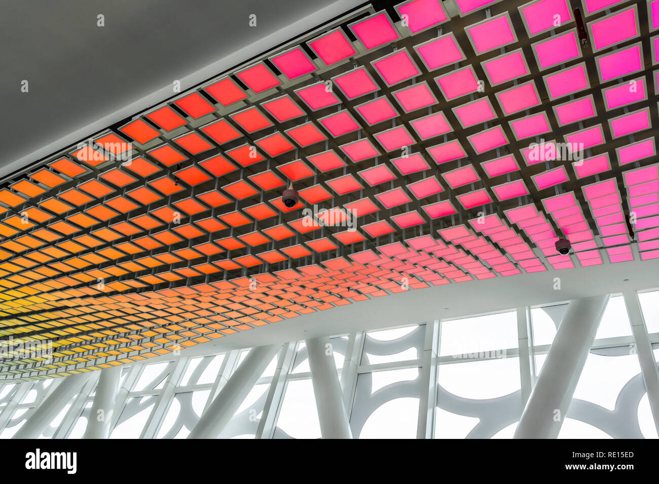 Lobby ceiling circular design pattern hi-res stock photography and ...