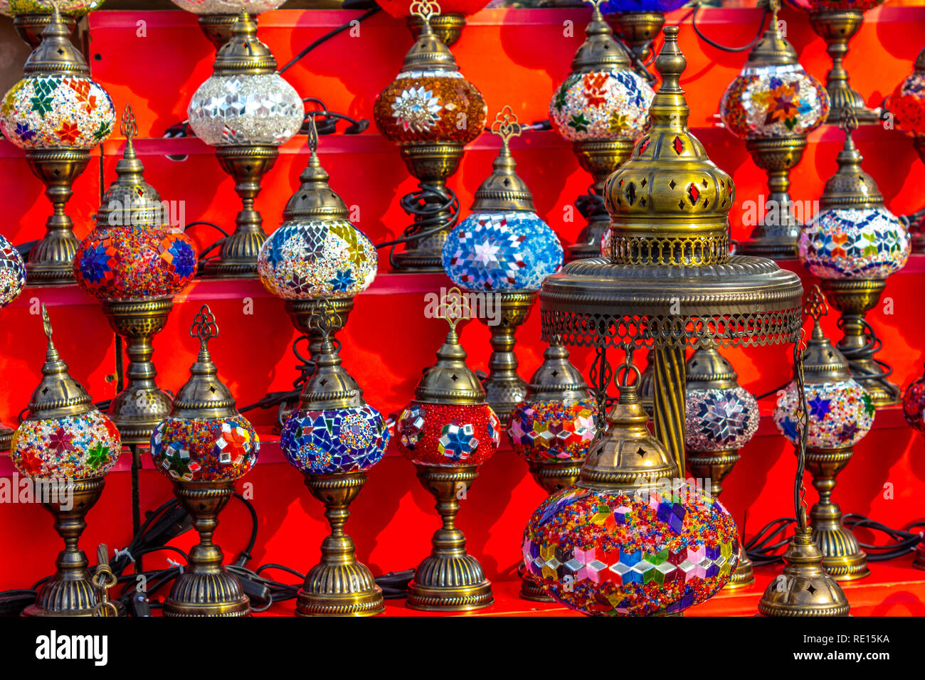 Shopping street market. District of Dubai Deira Stock Photo - Alamy