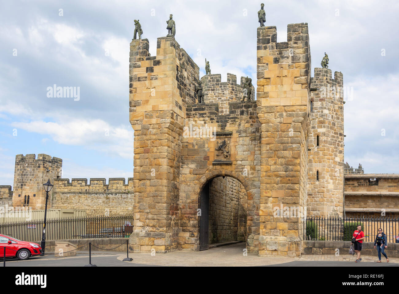 Listed building stone walls fortification duke of castle from gr hi-res ...