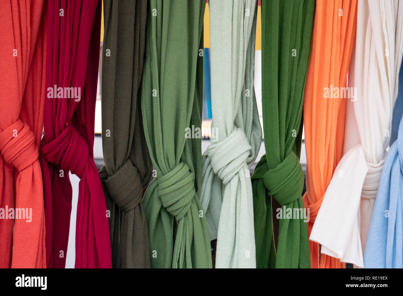 Pashmina shawl hi-res stock photography and images - Alamy