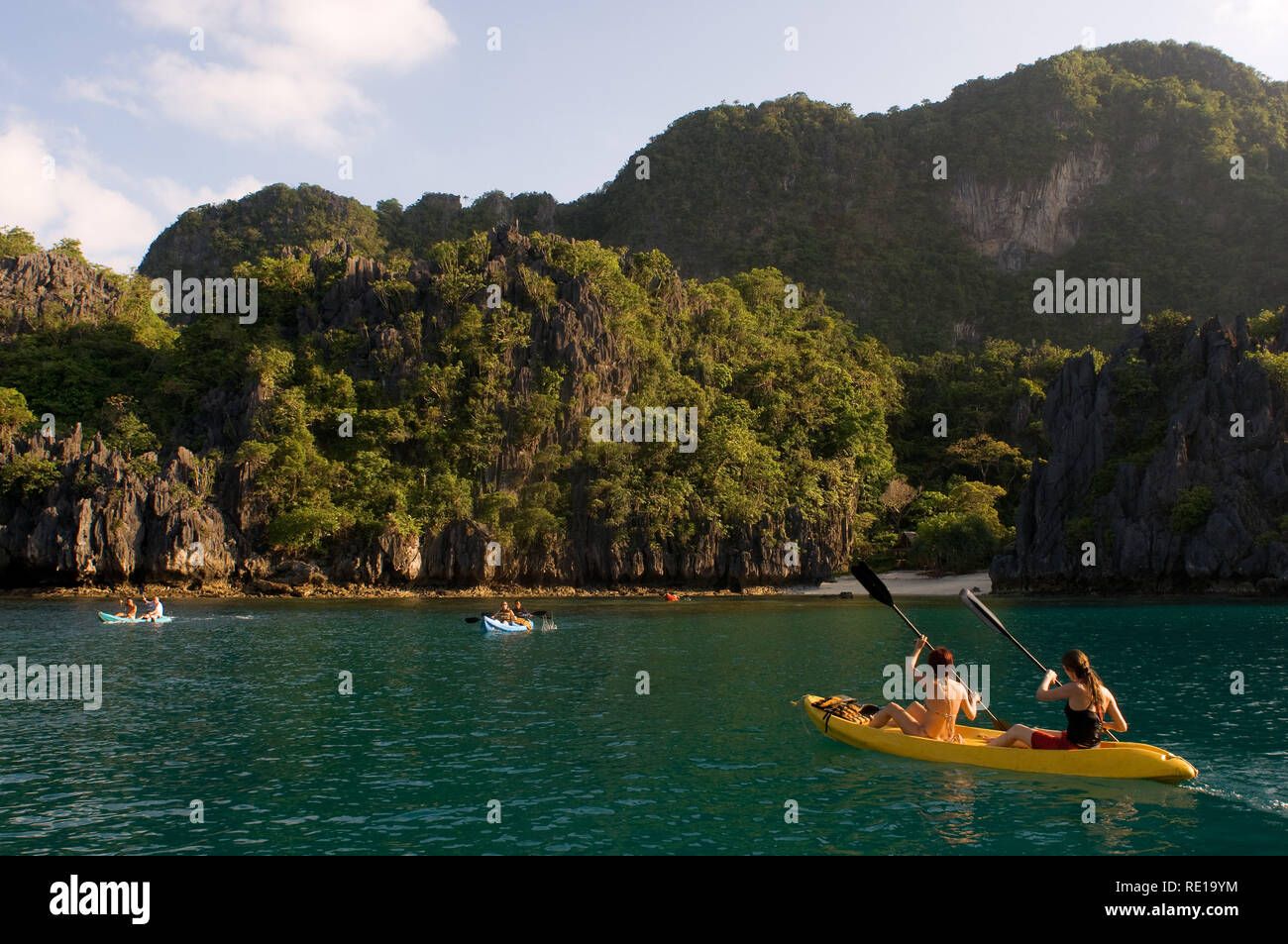 Palawan philippines kayak hi-res stock photography and images - Alamy