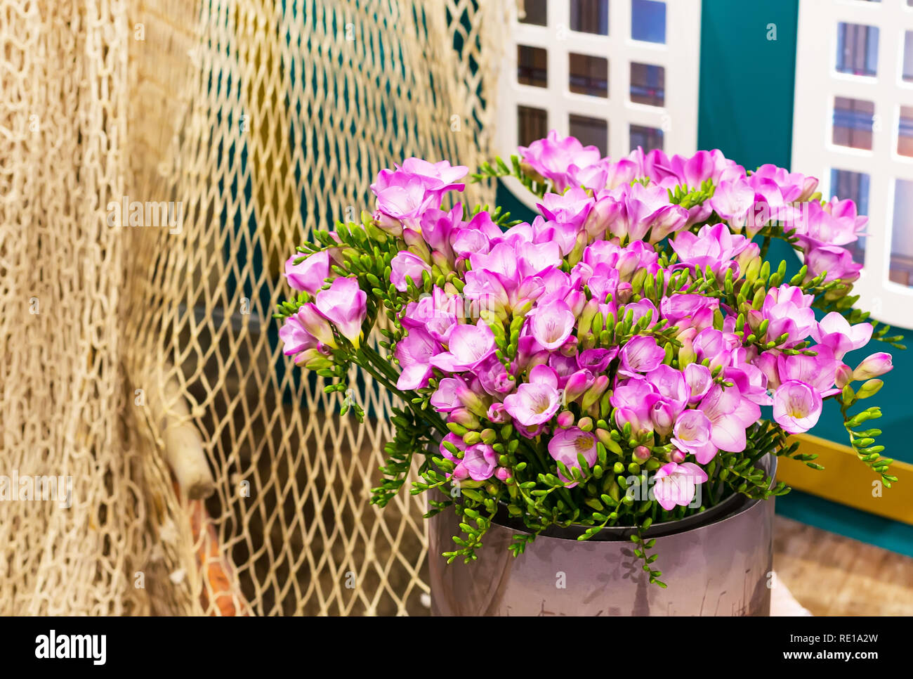 Alstroemeria bouquet hi-res stock photography and images - Alamy