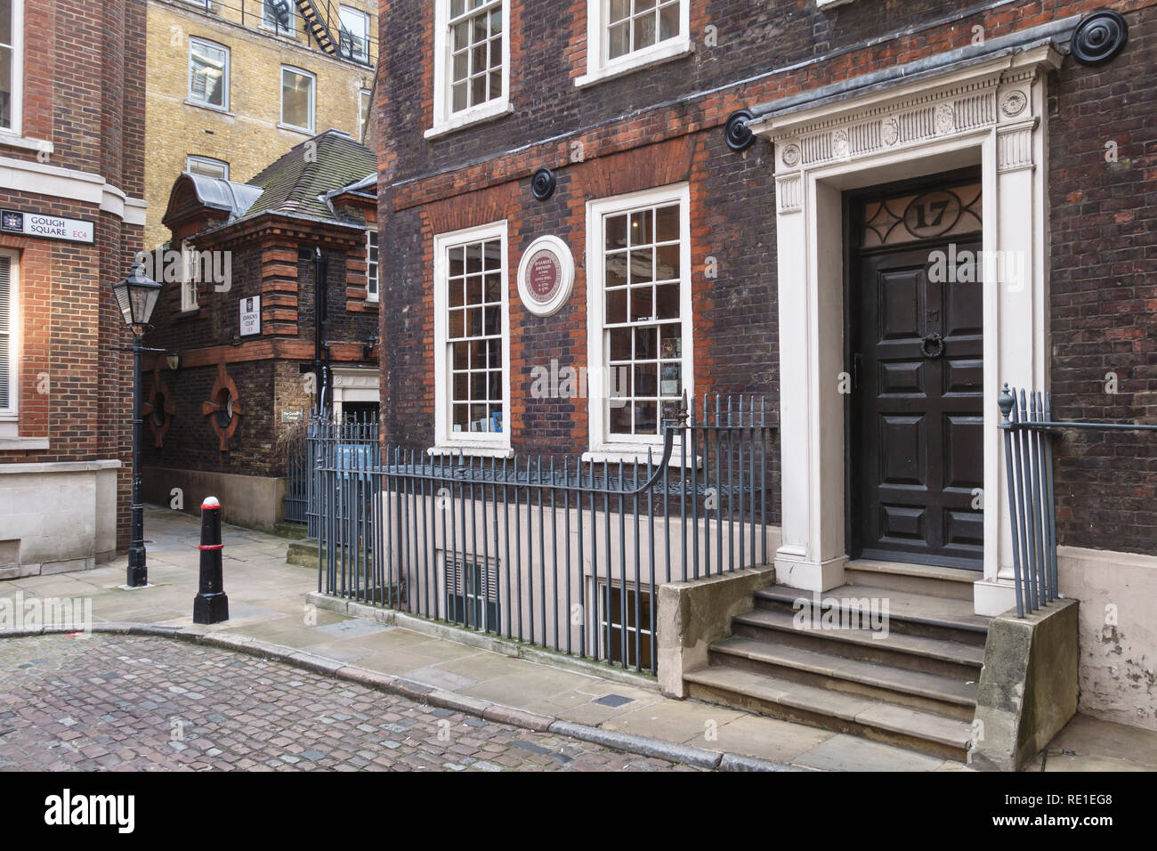 Gough Square in the City of London, UK. Dr. Johnson's House, home of ...