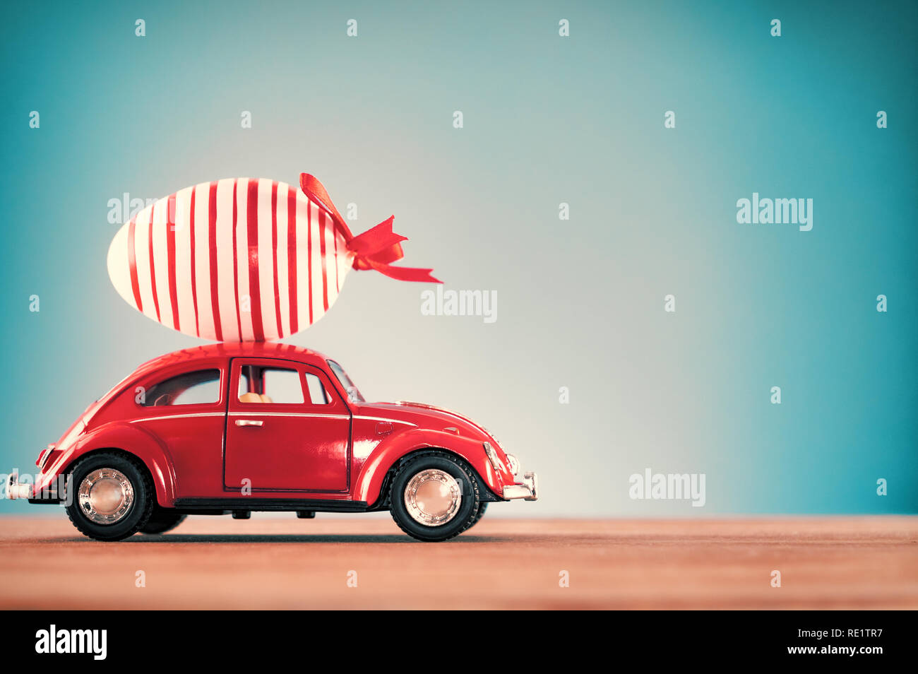 Easter vintage car hi-res stock photography and images - Alamy