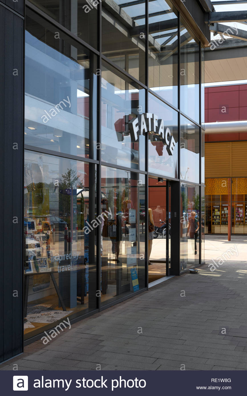 Fatface Fashion High Resolution Stock Photography and Images - Alamy