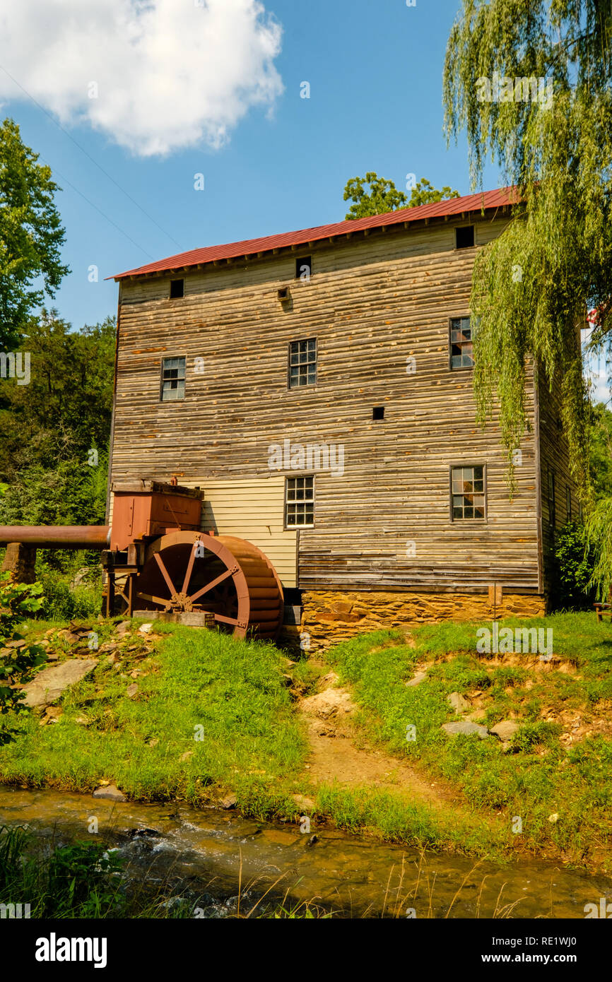 Brightwells Mill Complex, 586 Brightwells Mill Road, Madison Heights ...