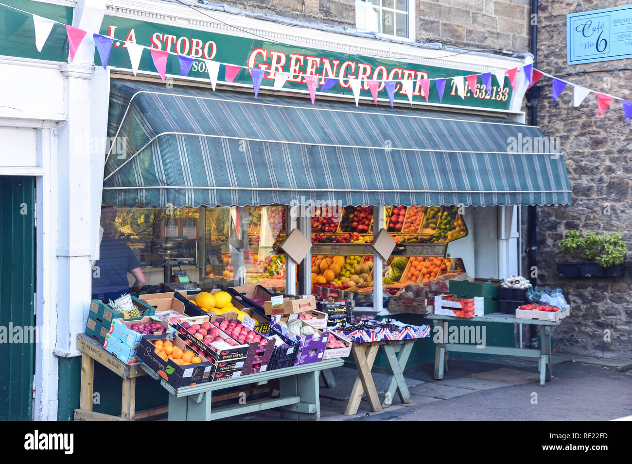 Traditional greengrocer hi-res stock photography and images - Alamy