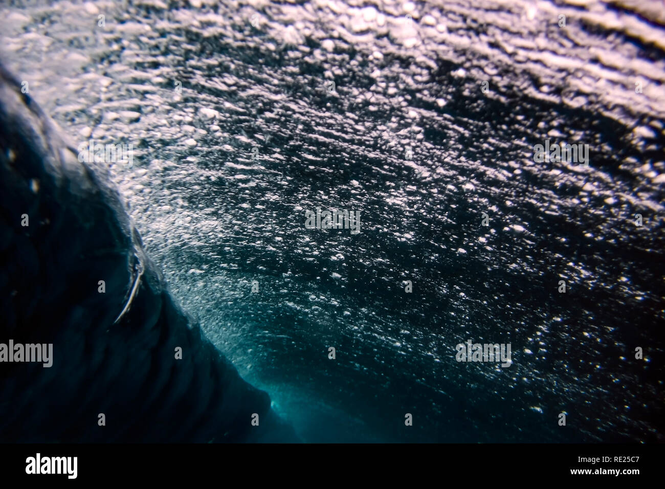 Underwater view breaking wave hi-res stock photography and images - Alamy