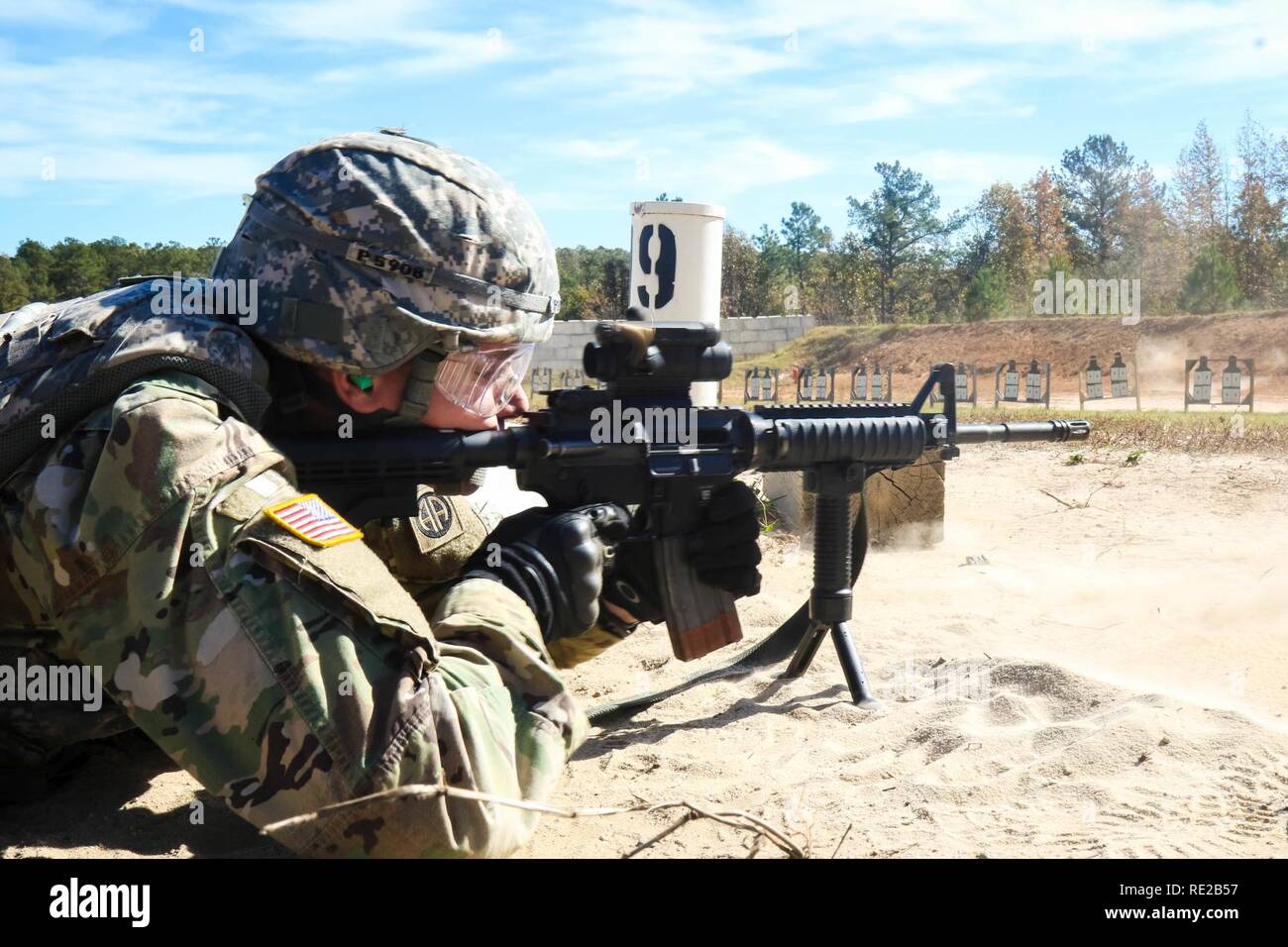 M4 m4a1 qualification range hi-res stock photography and images - Alamy