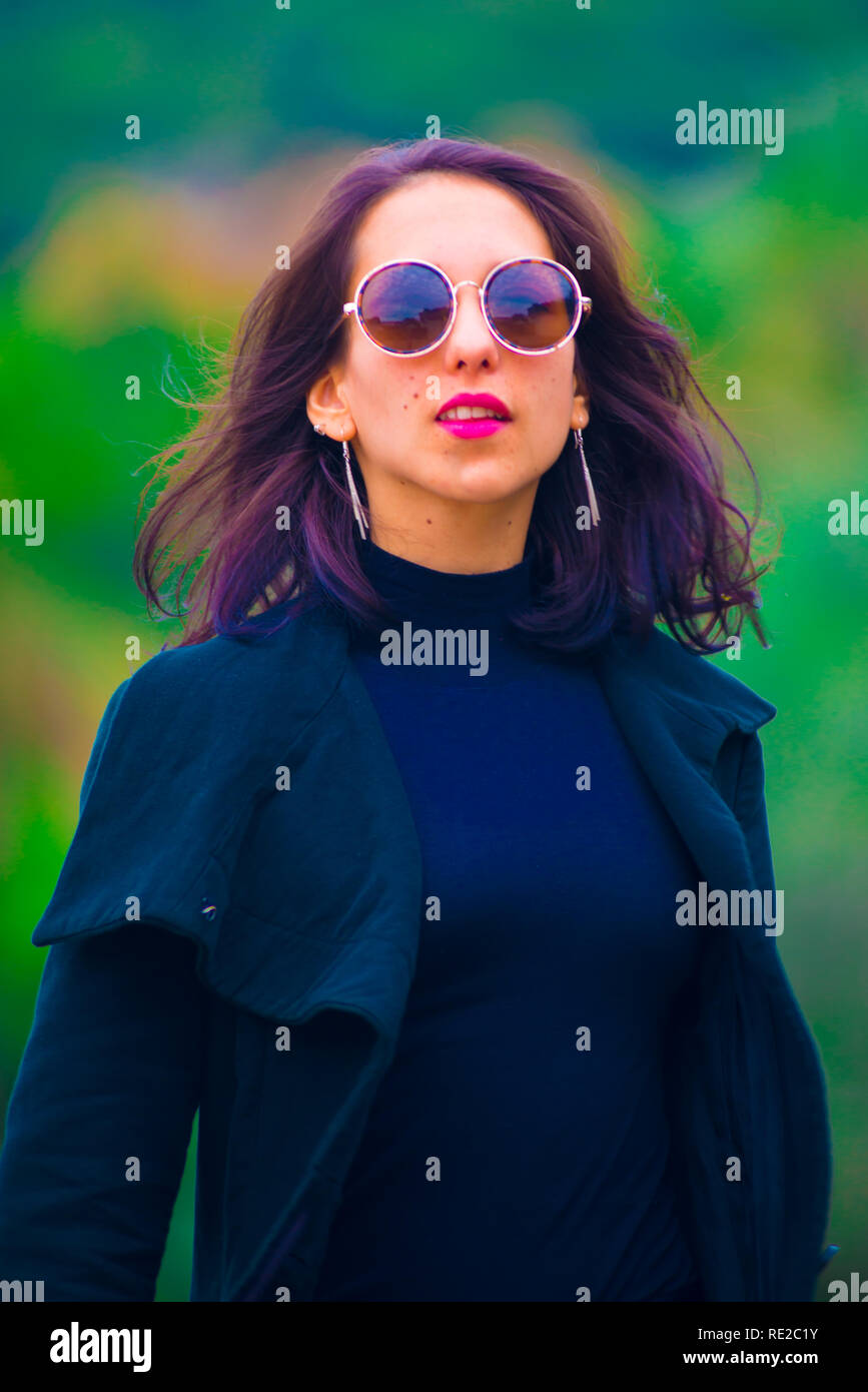 Latin female model poses for pictures in Barcelona, Spain. Barcelona's ...