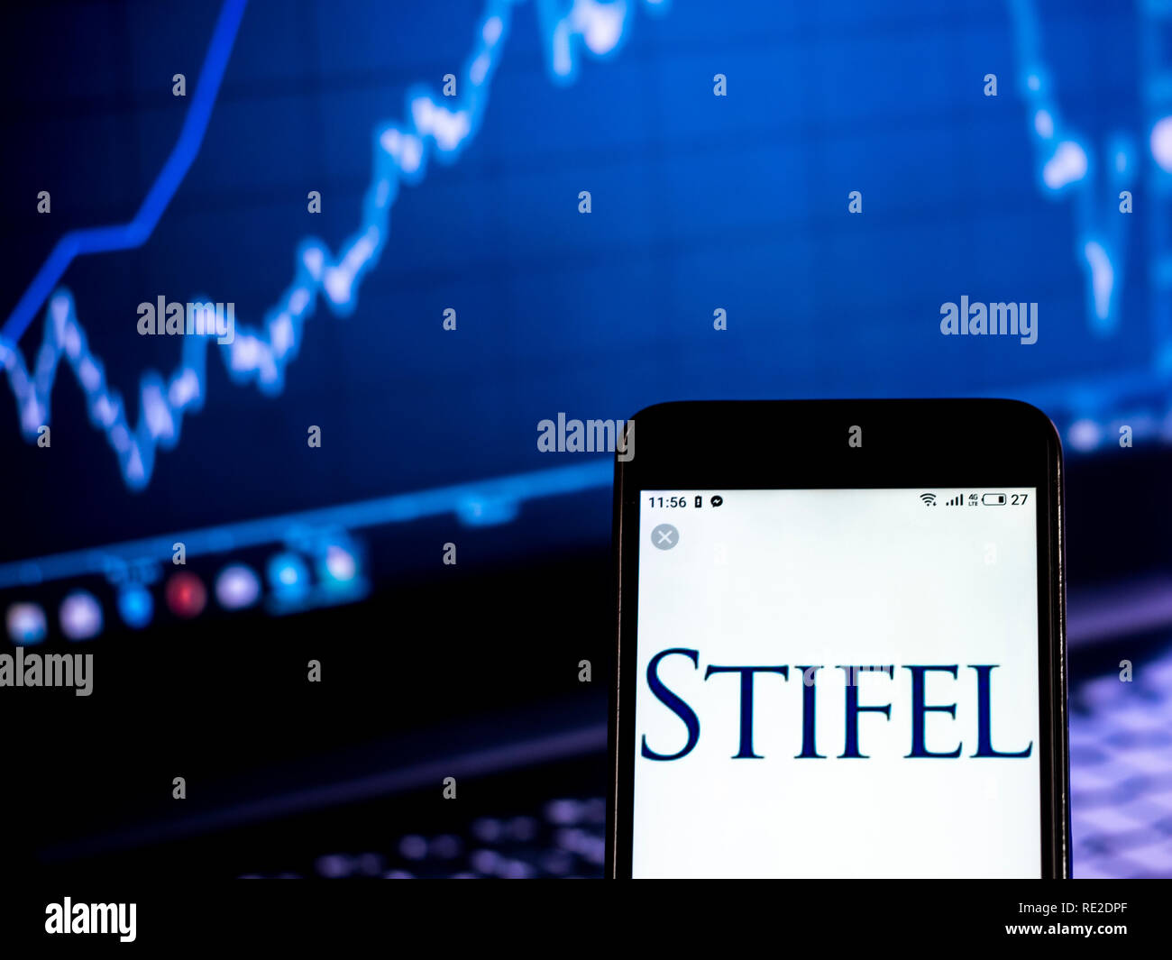 Investment monitor logo company hi-res stock photography and images - Alamy