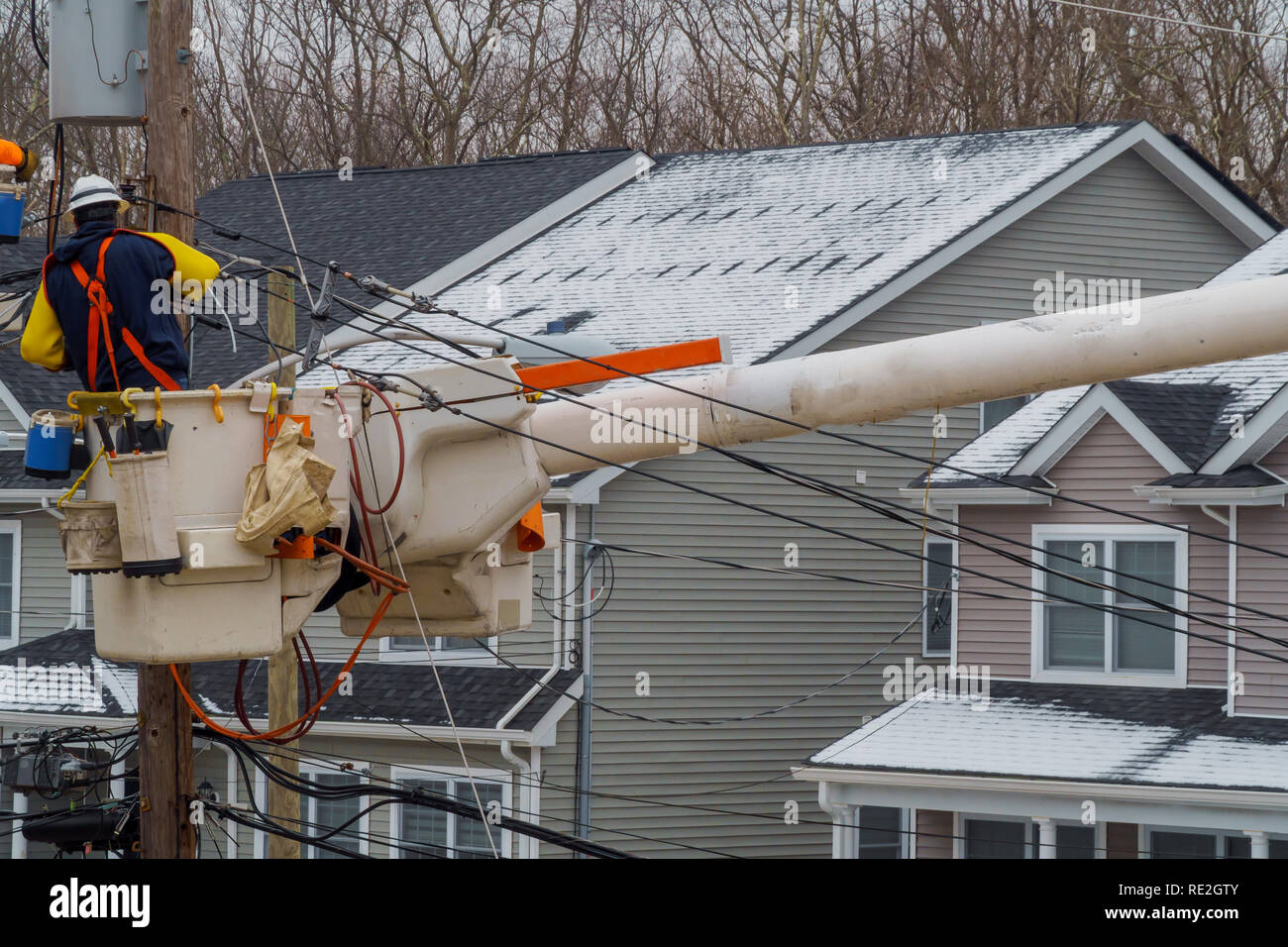 Voltage lines after snow storm hi-res stock photography and images - Alamy