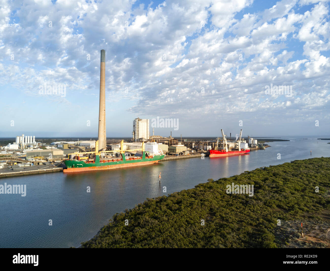 Lead and smelter hi-res stock photography and images - Alamy