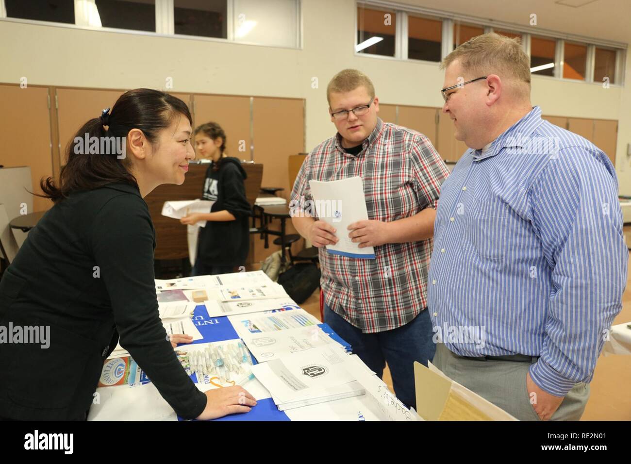Camp Zama student and parent meet one-on-one with a college ...
