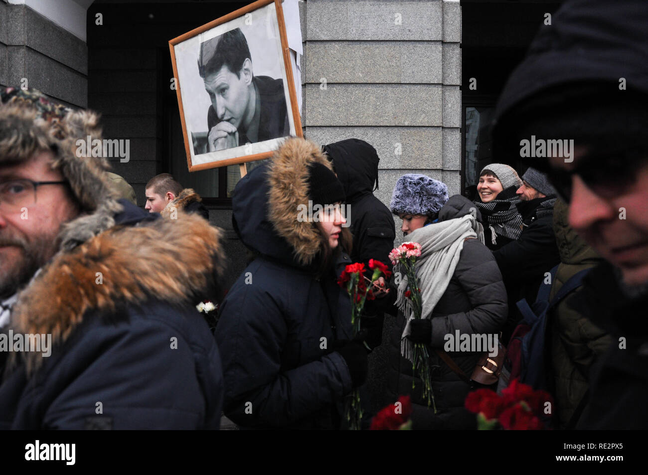 Moscow, Russia. 19th Jan, 2019. Hundreds gather in Moscow to ...