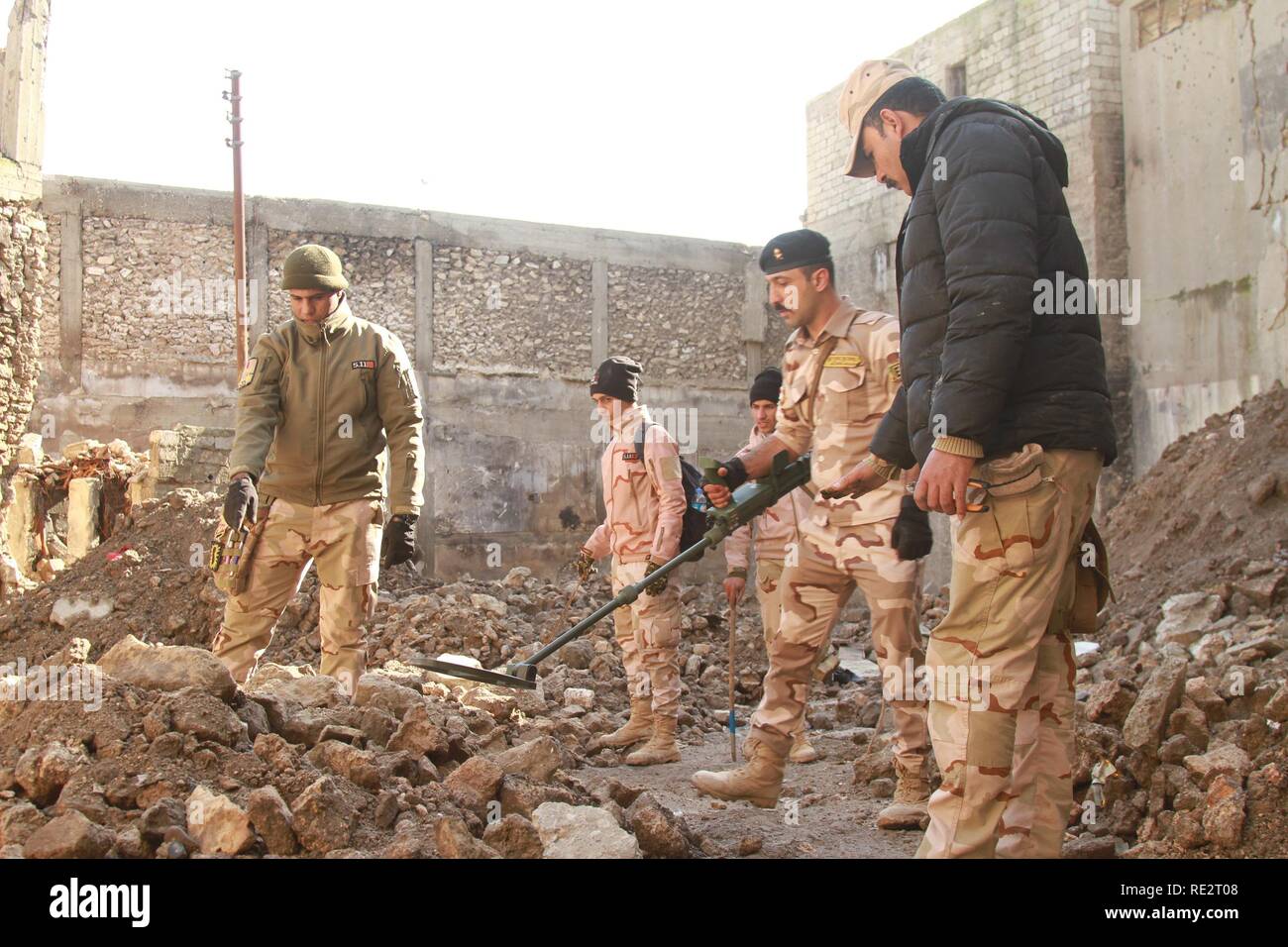 Iraqi ministry of defense hi-res stock photography and images - Alamy