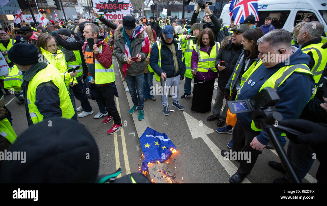 Burning union jack flag hi-res stock photography and images - Alamy