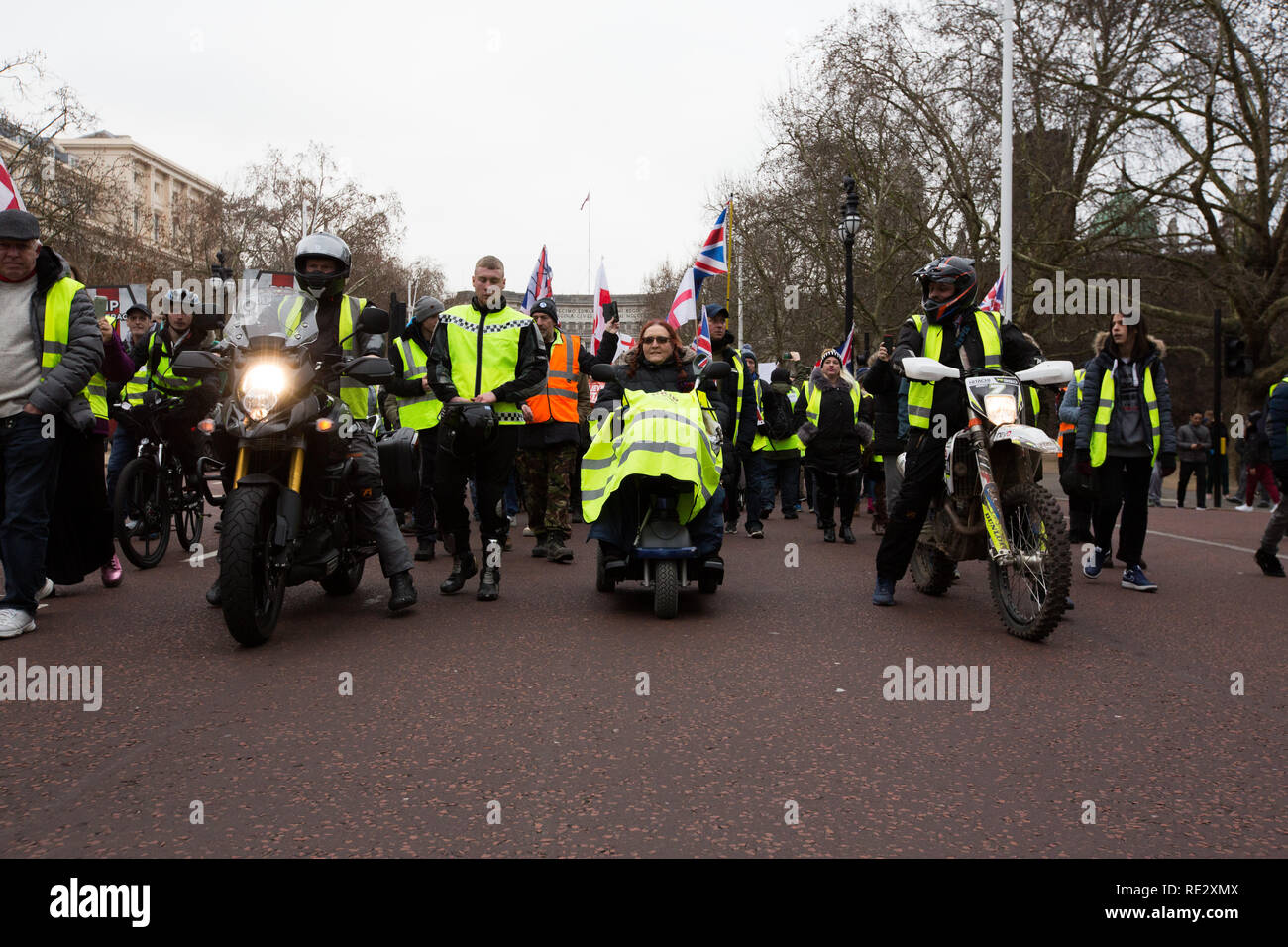 Burning union jack flag hi-res stock photography and images - Alamy