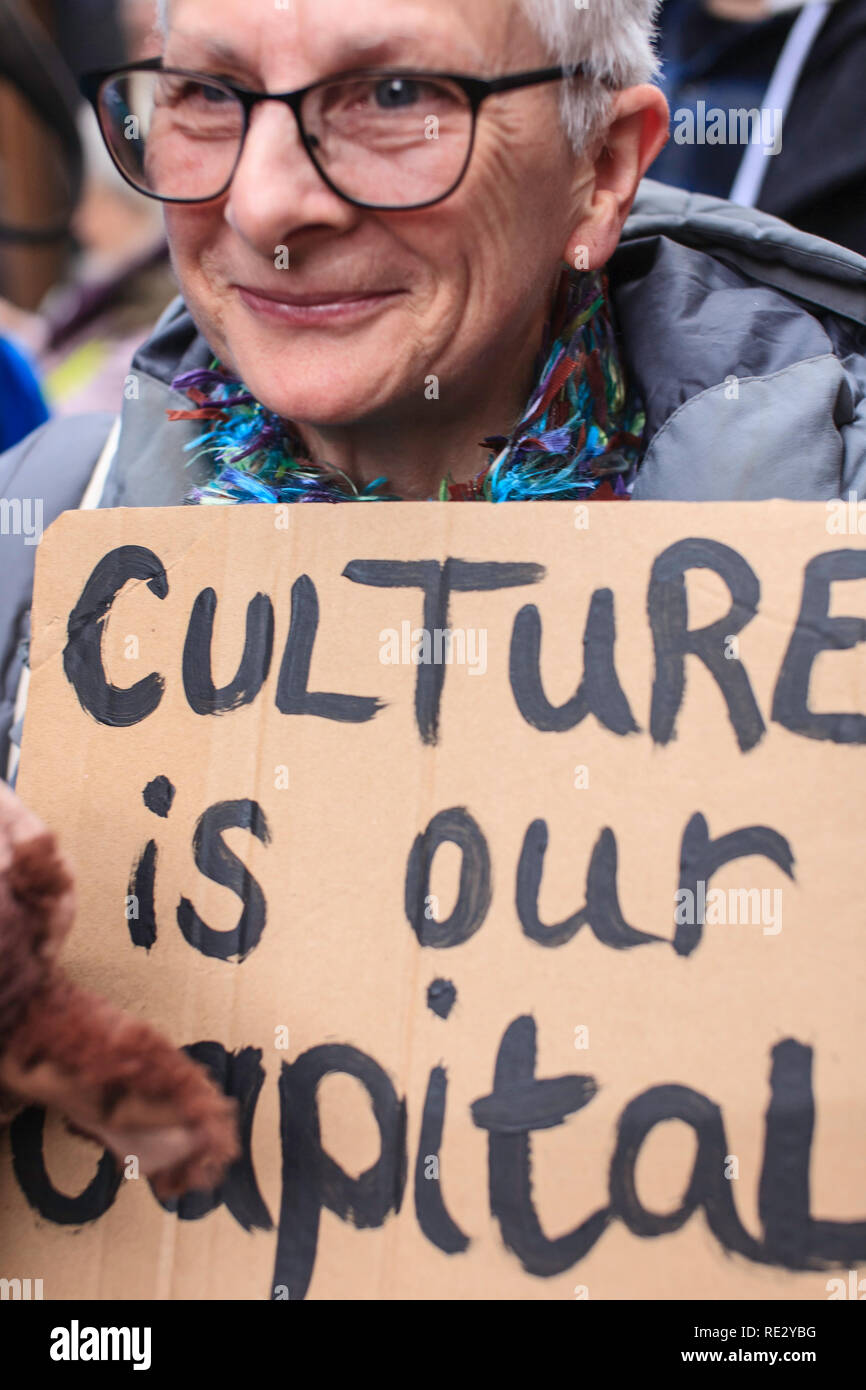 Cardiff, UK. 19th January, 2019. Save Gwdihŵ & Guildford Crescent march ...