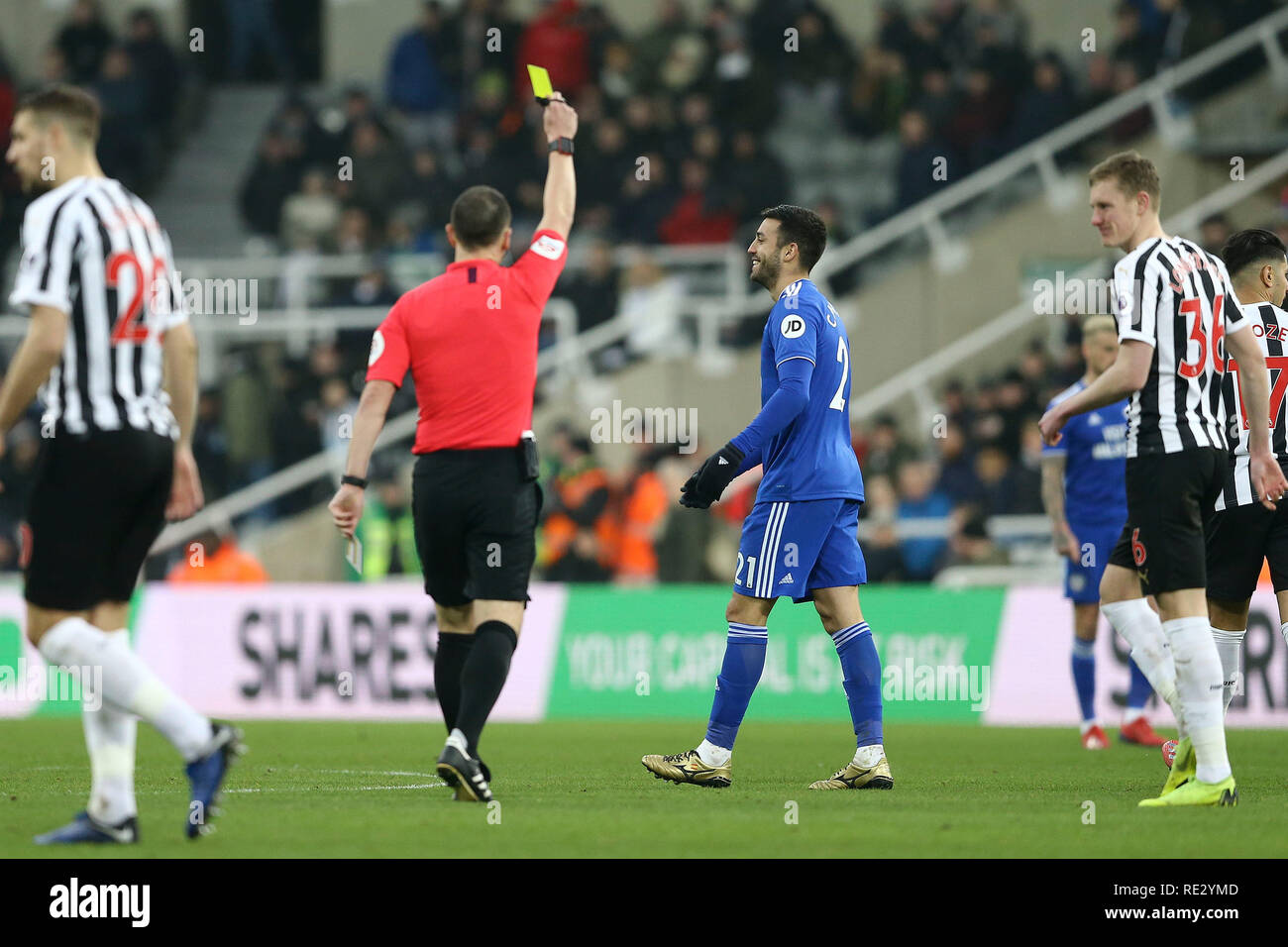 Stuart attwell premier league hi-res stock photography and images - Alamy