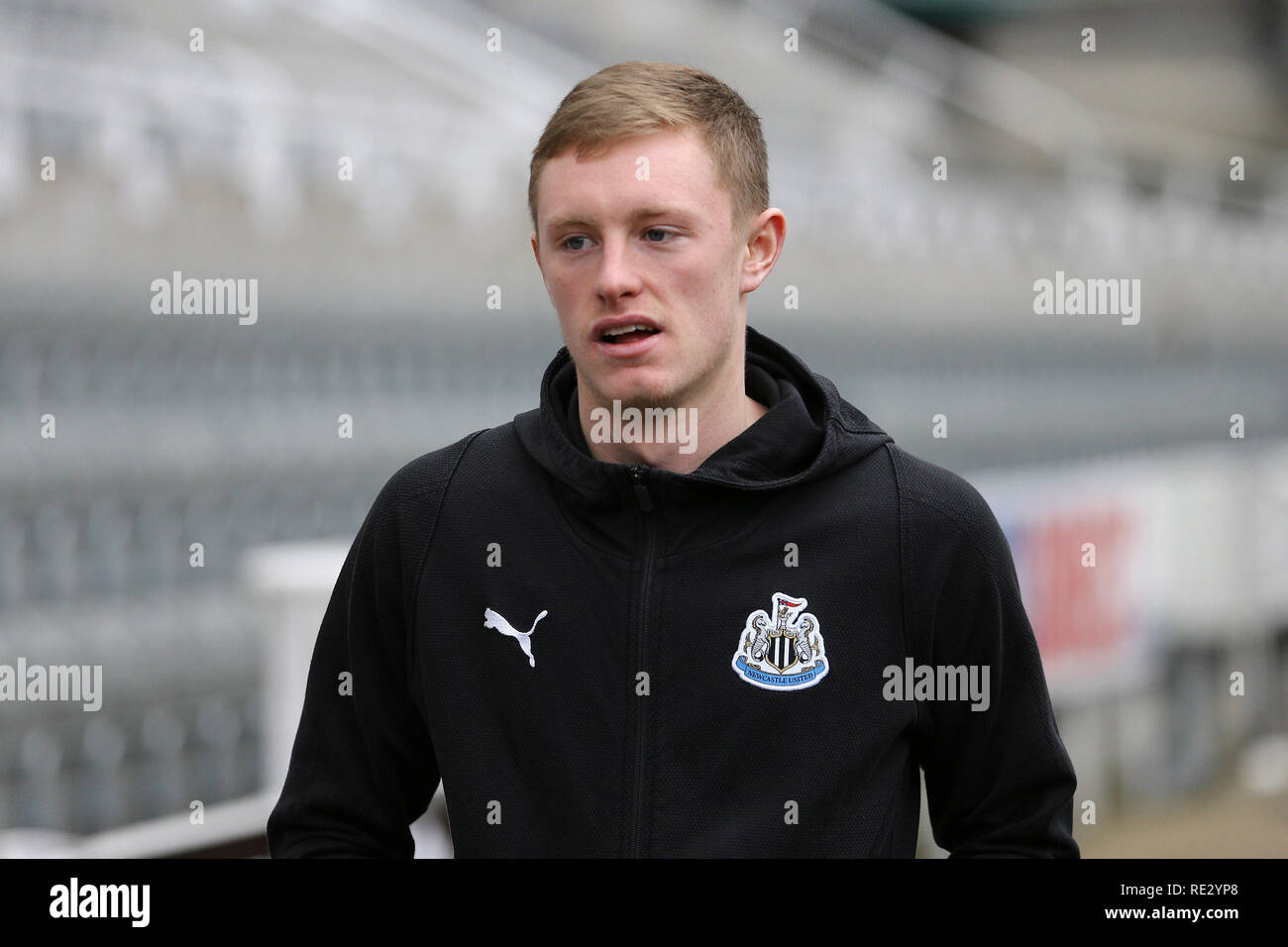 Newcastle, UK. 19th Jan 2019. Sean Longstaff of Newcastle United ...
