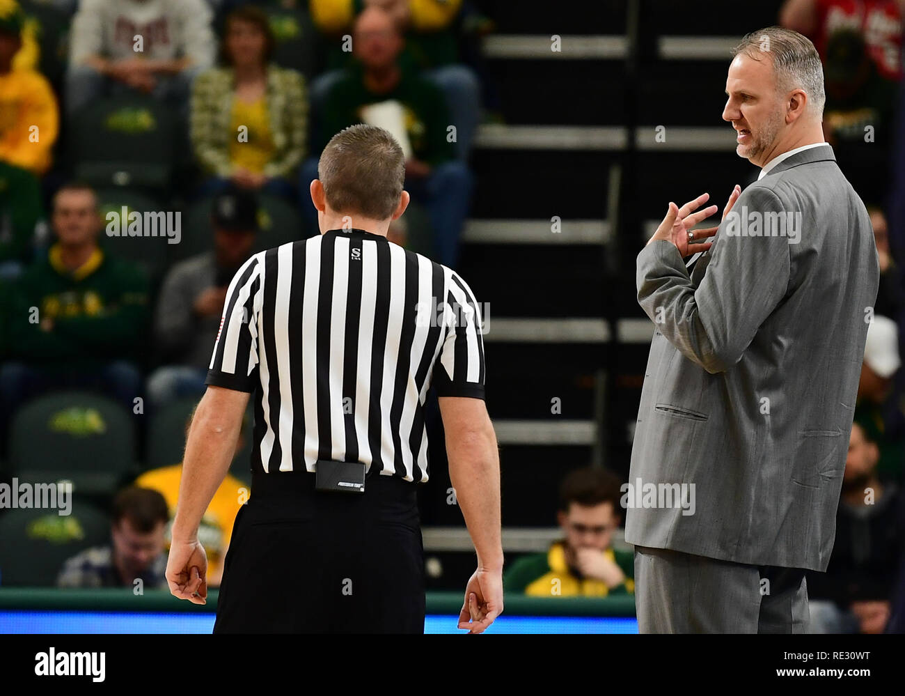 Scheels center hi-res stock photography and images - Alamy