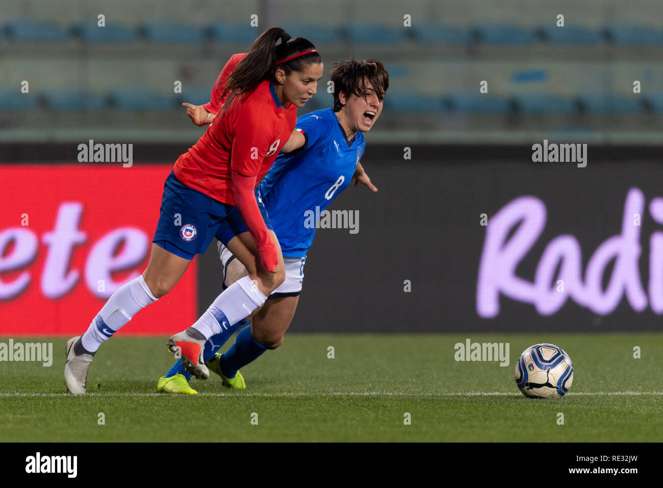 Karen araya alice parisi hi-res stock photography and images - Alamy