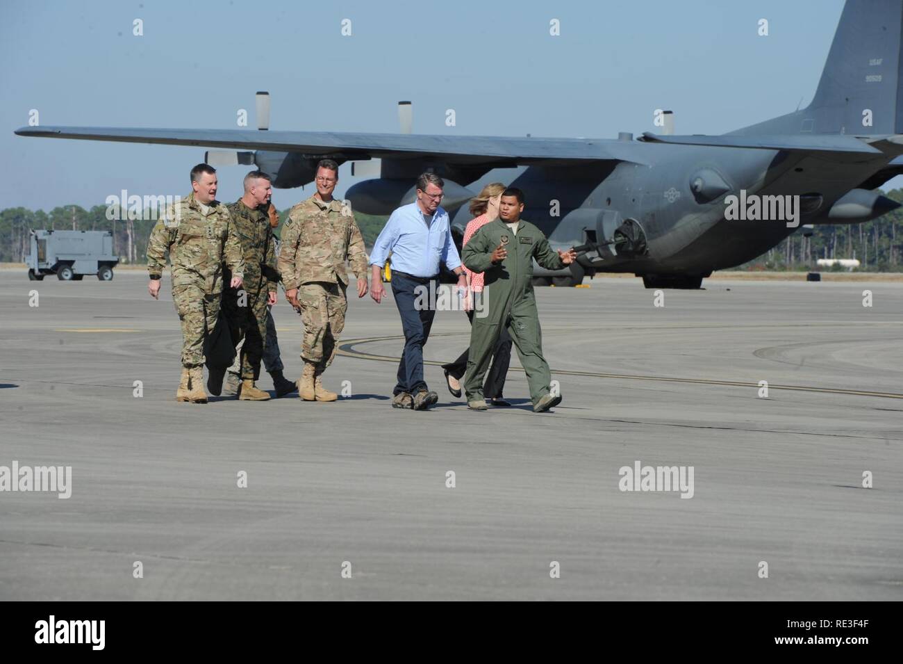 524th sos hi-res stock photography and images - Alamy