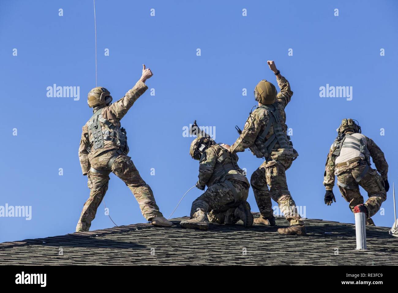 New jersey state police aviation hi-res stock photography and images ...