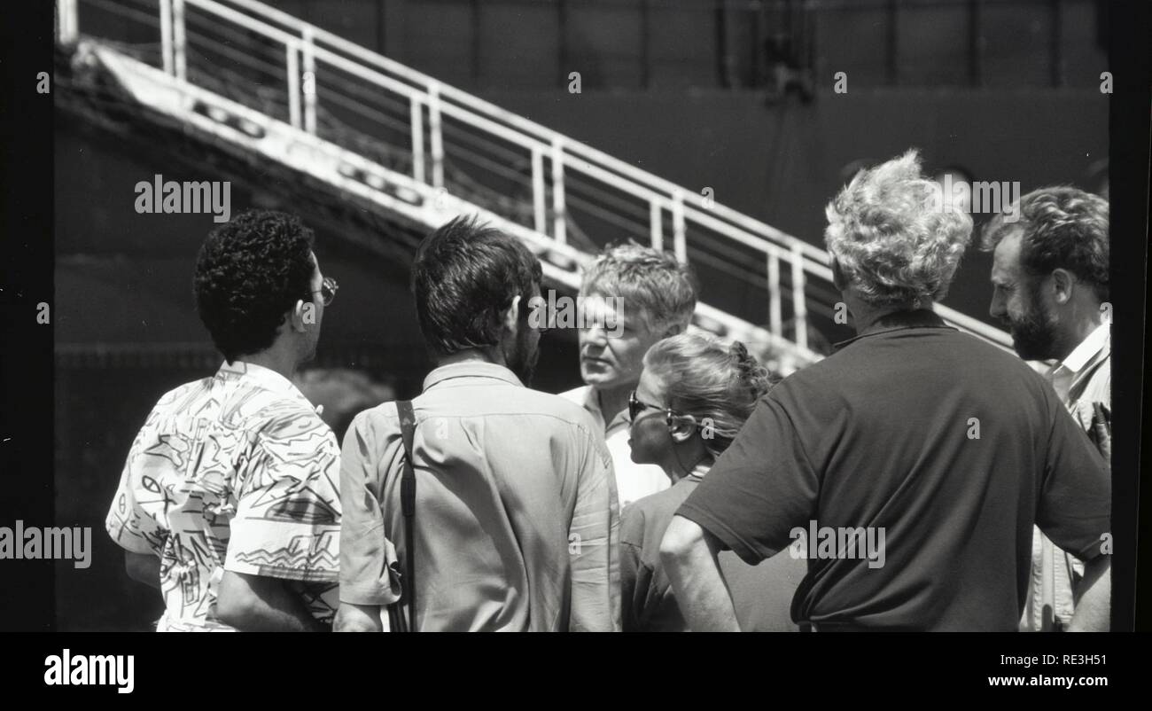 USAID MEMBERS STANDING AND CONVERSING Stock Photo - Alamy