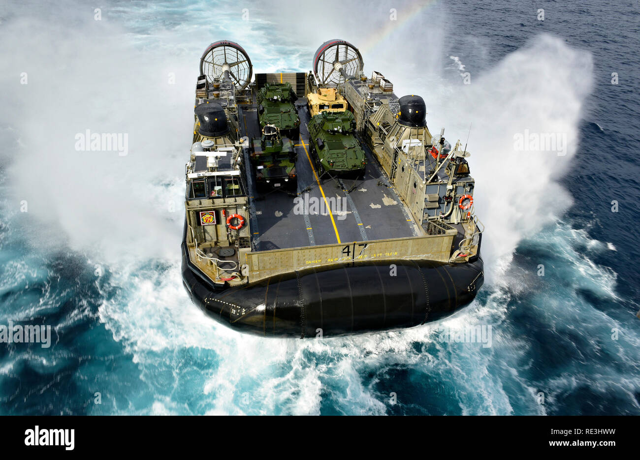 190119-N-RI884-0332 PHILIPPINE SEA (Jan. 19, 2019) Landing craft, air ...