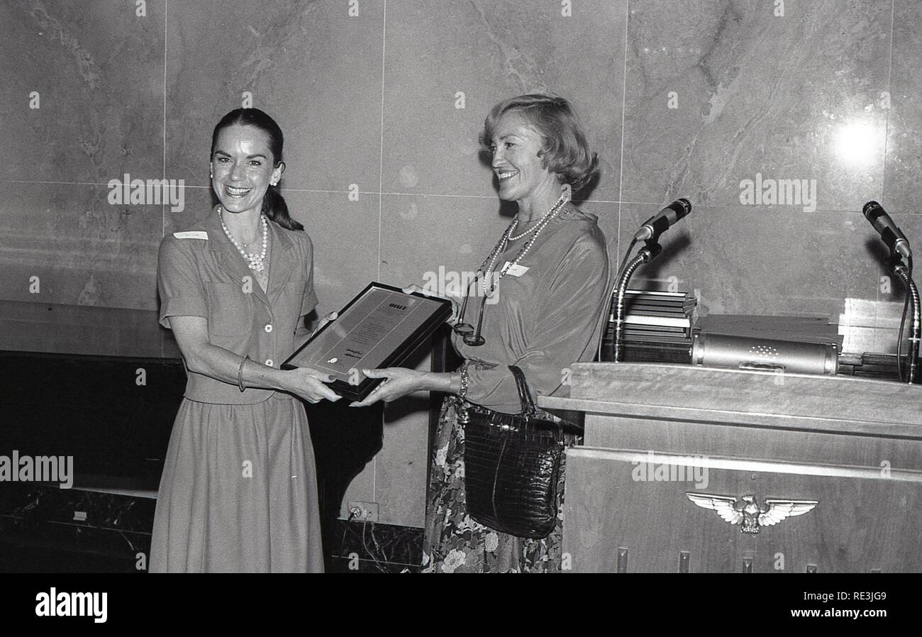9-11-78 JIM ACTION-GULLIVAN - Giving awards and recognition Stock Photo ...