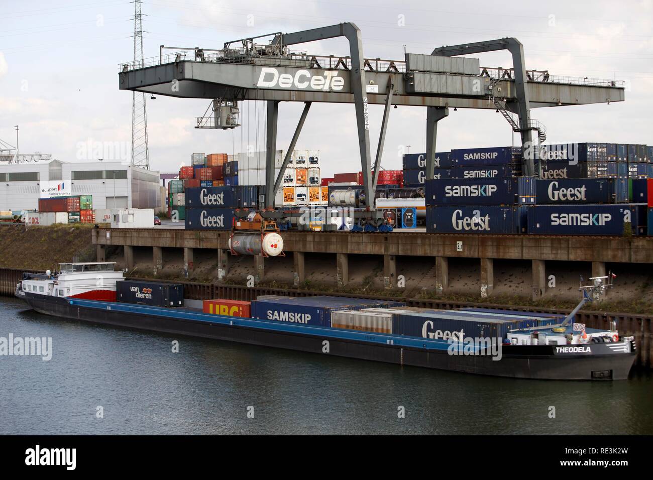 Navy yard basin hi-res stock photography and images - Alamy