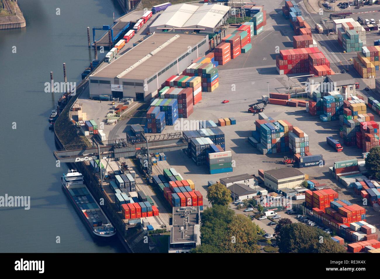 The worlds largest shipyard hi-res stock photography and images - Alamy