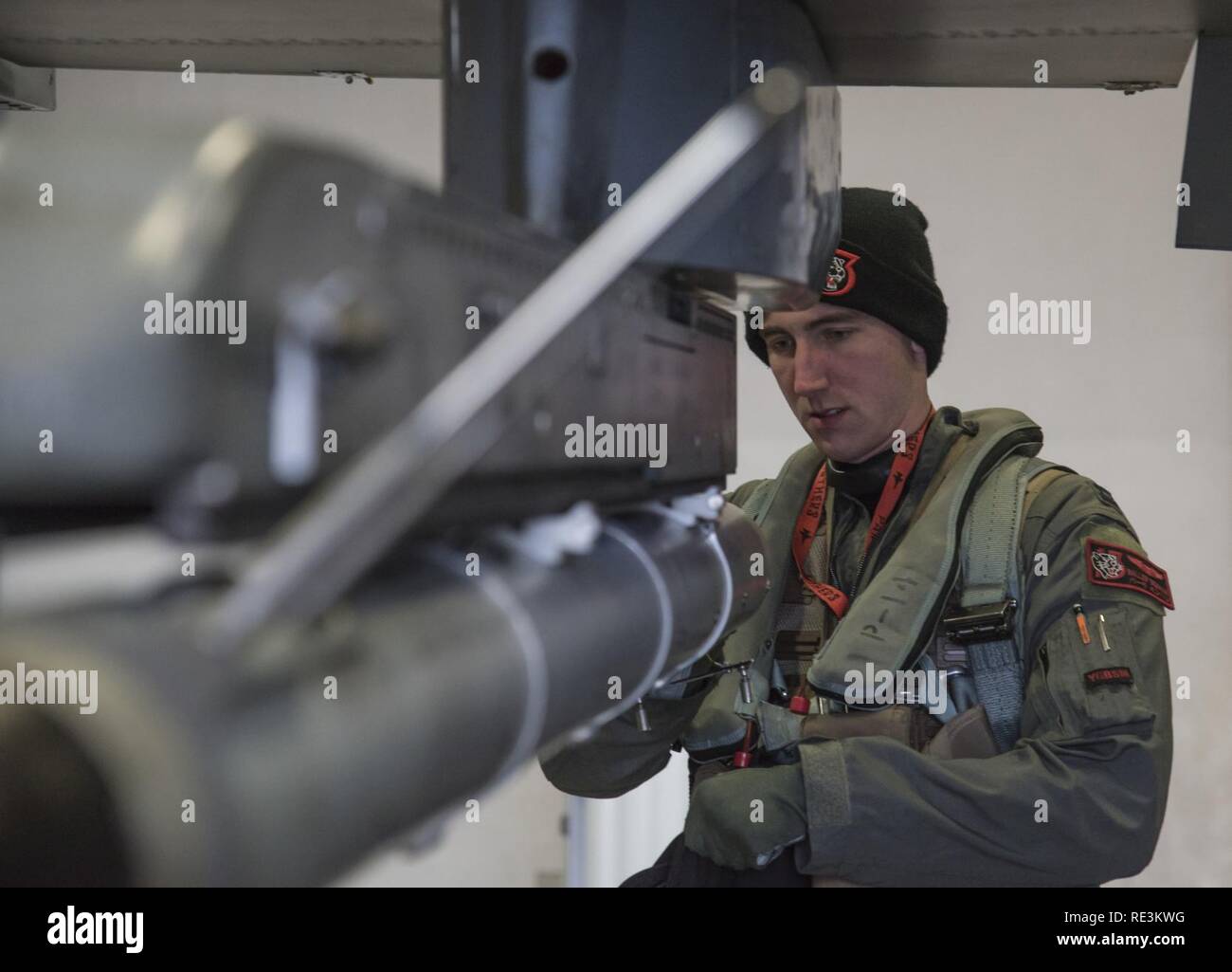 Air combat maneuvering hi-res stock photography and images - Alamy