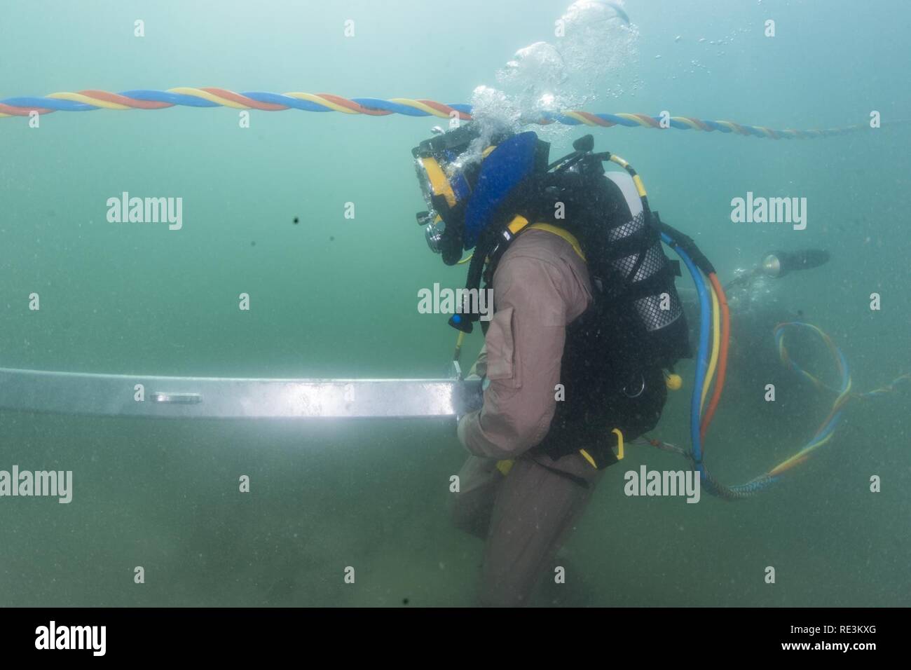 Australian clearance diving team one hi-res stock photography and ...
